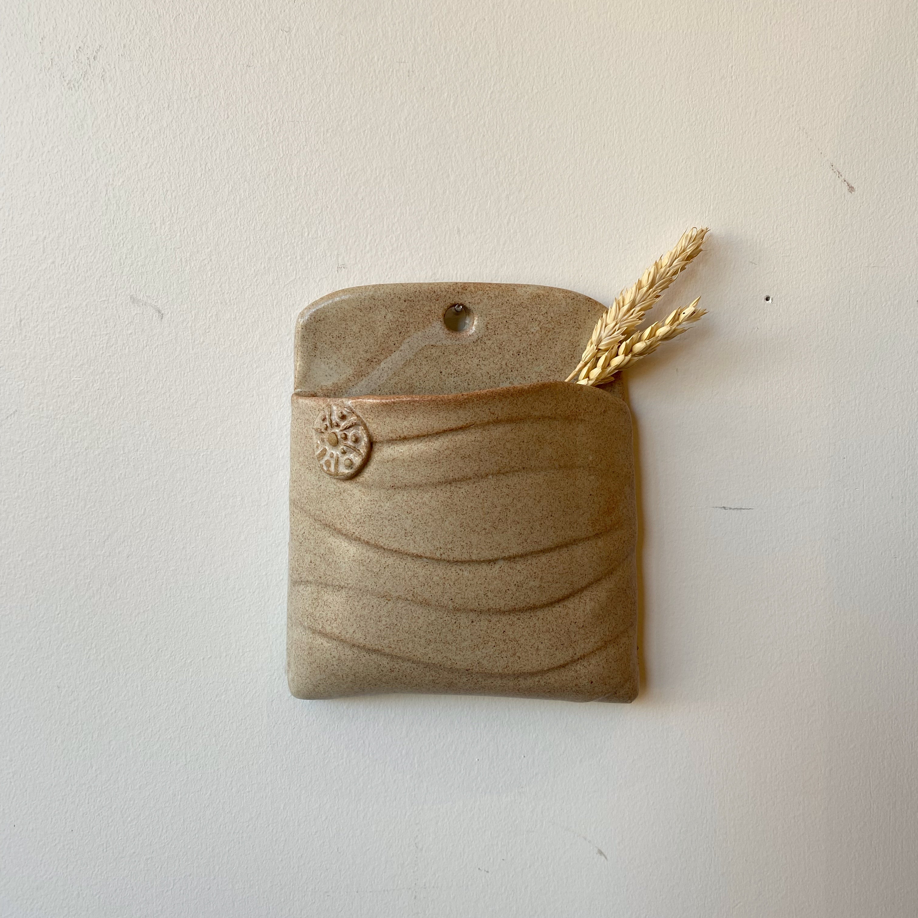Vintage Ceramic Hanging Wall Pocket – HAUS THEORY